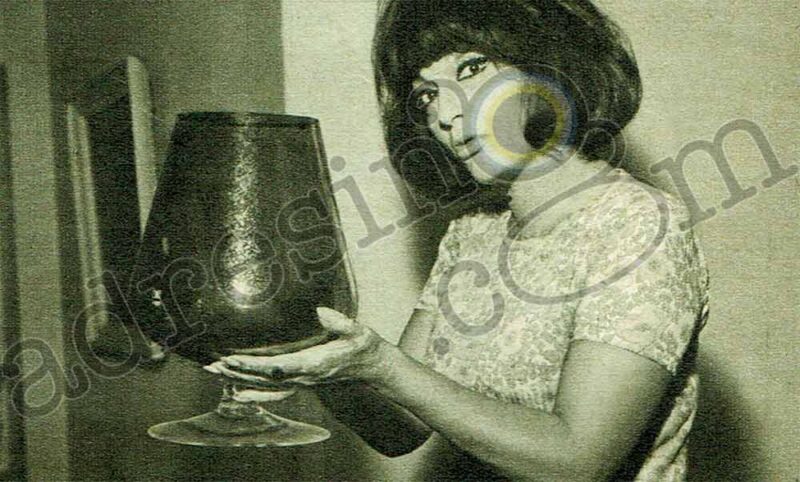 Ayfer Feray Resimlerinden Nefret Ediyor - Tozlu Magazin