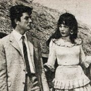 Figen Say İlk Cumayı Böyle Geçirdi - Tozlu Magazin