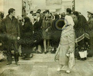 Figen Say İlk Cumayı Böyle Geçirdi - Tozlu Magazin